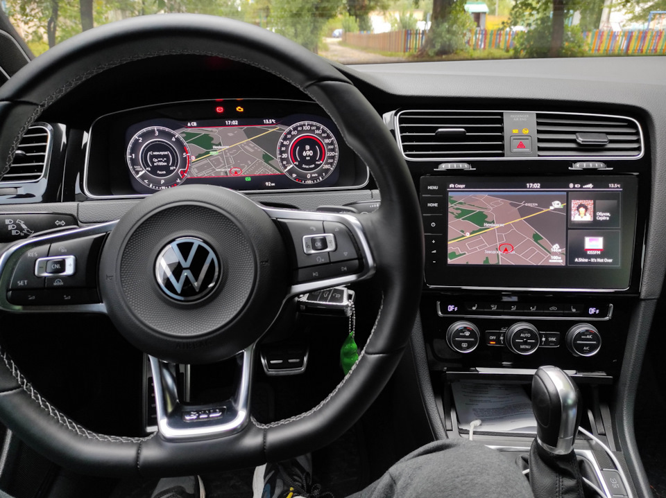 Установка MIB2.5 Discover Pro 9.2" + AID + новый усилитель Dynaudio ...