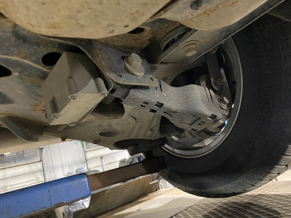 Рычаги схождения задней подвески — Land Rover Discovery Sport (1G), 2 л ...