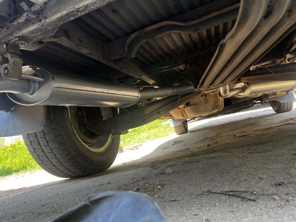 Поменял глушитель — Volkswagen Transporter T4, 1,9 л, 1995 года ...