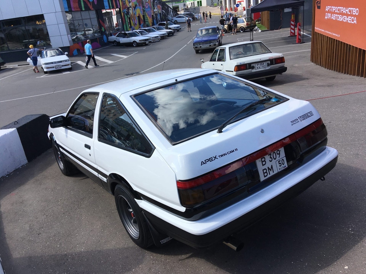 Daikoku Meet 16.07.2022 — Toyota Sprinter Trueno (85), 1,6 л, 1984 года ...