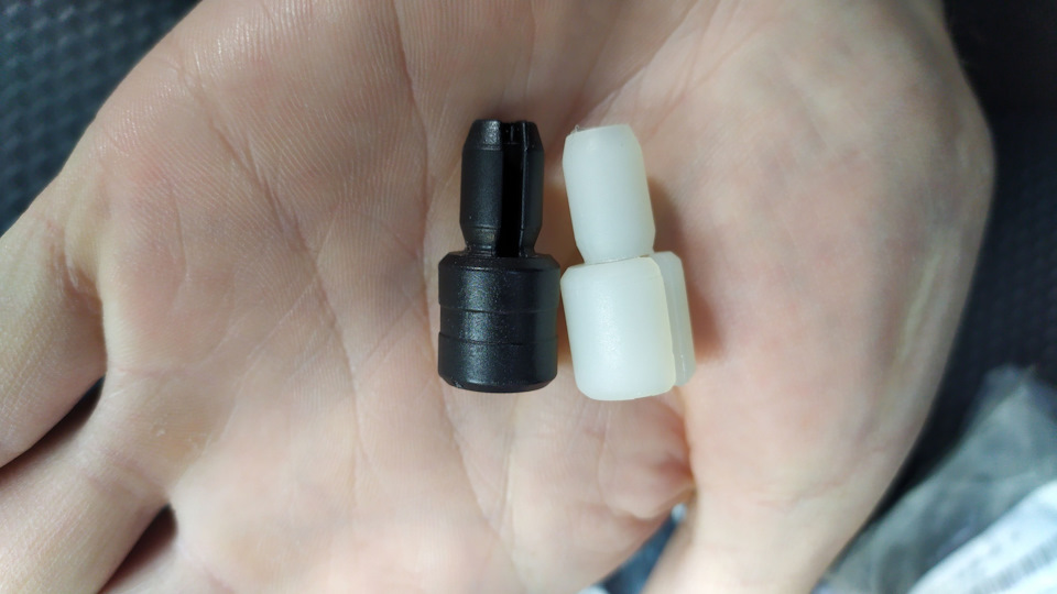 Втулки бокового стекла, нужна помощь — Skoda Octavia A5 Mk2, 1,6 л ...