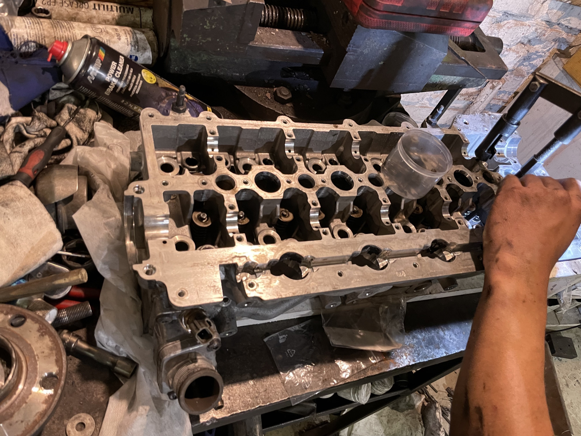 Плановое ТО обернулось капиталкой. Часть 1/2 — ГРМ и голова — Volvo ...