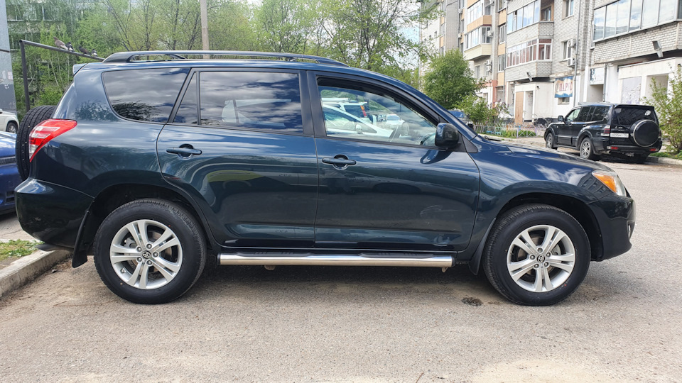 Toyota RAV4 (III) 2.5 бензиновый 2011 | на DRIVE2