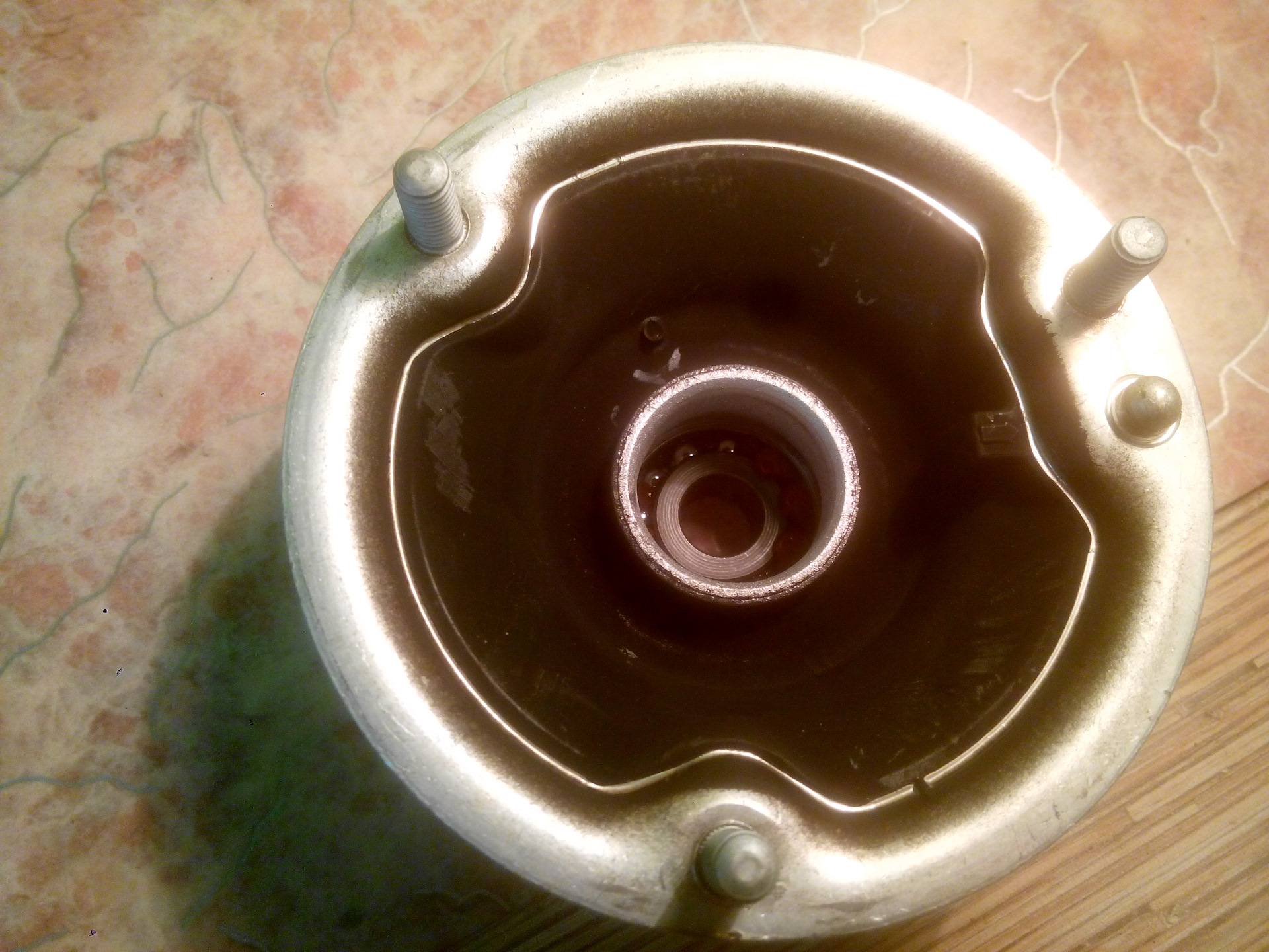 32_Замена передних амортизаторов — BMW 3 series (E46), 2 л, 1998 года ...