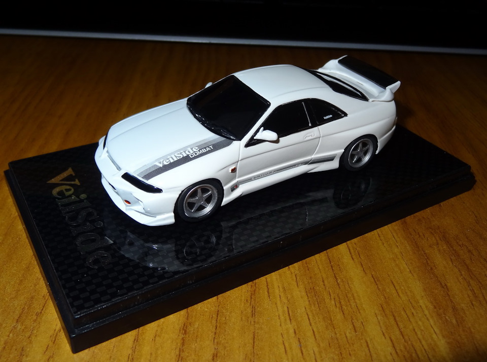 Nissan Skyline GT-R (BCNR33) VeilSide COMBAT II, 1:43, coldcast ...