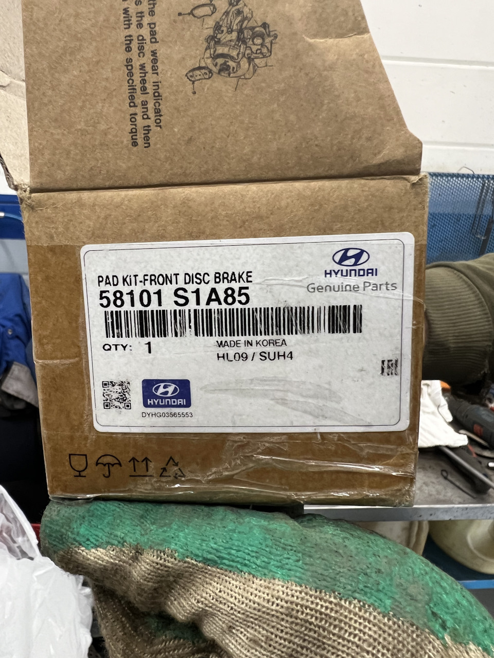 Замена передних тормозных колодок — Hyundai Santa Fe (4G), 2,2 л, 2020 ...