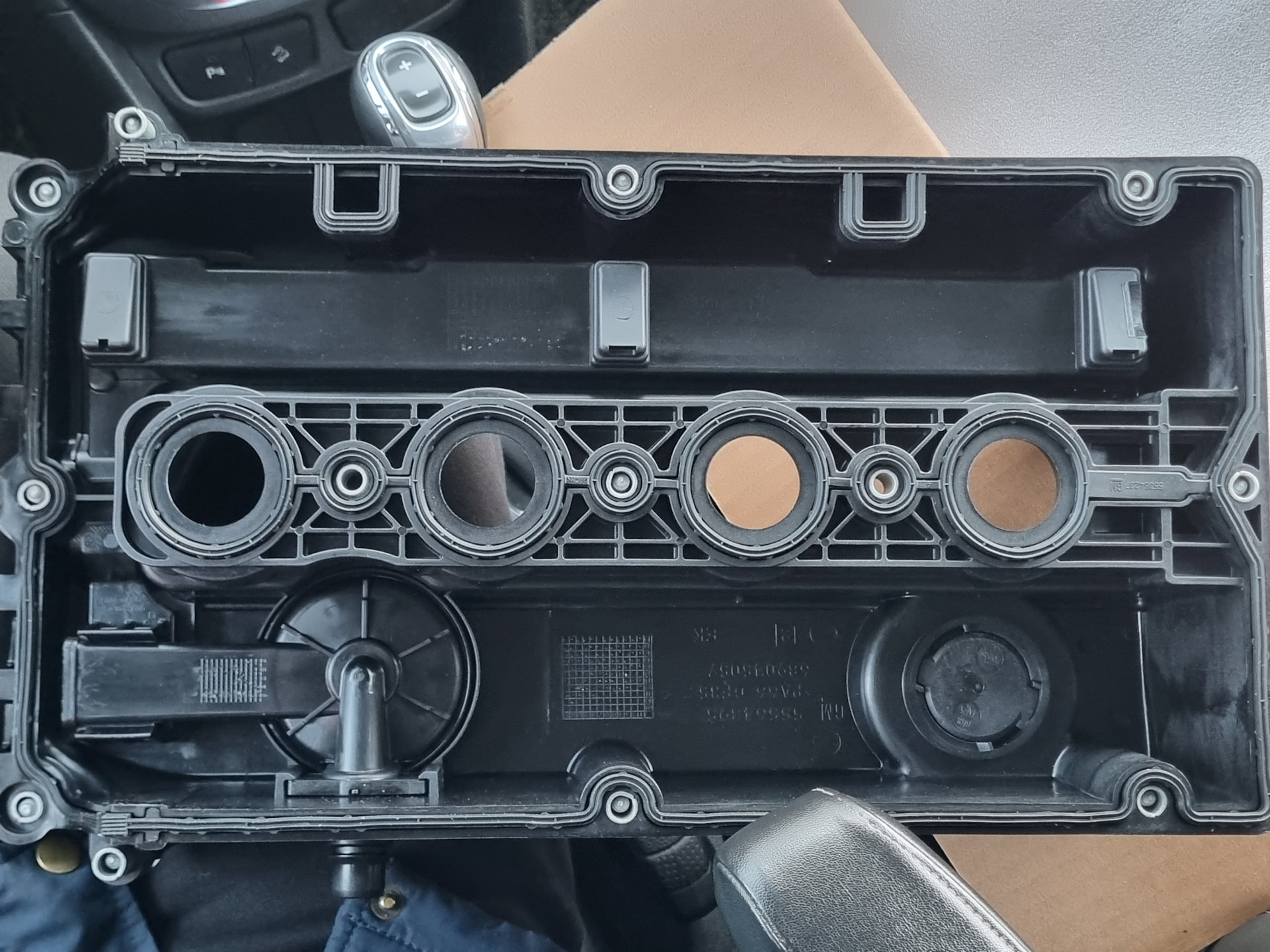 Клапанная крышка GM 55564395 made in Korea — Opel Astra H GTC, 1,8 л ...