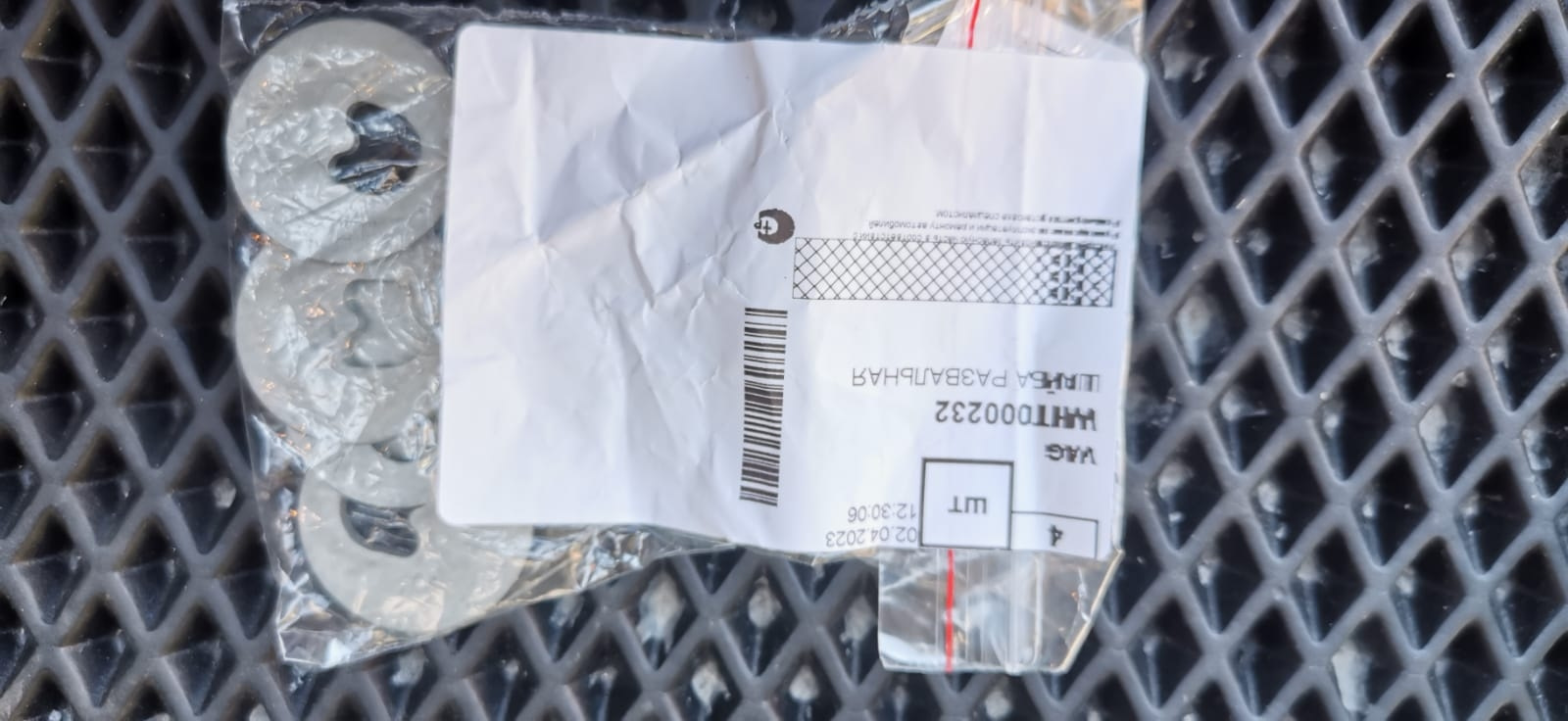 Замена сайлентблоков развала задних — Volkswagen Passat B6, 2 л, 2006 ...