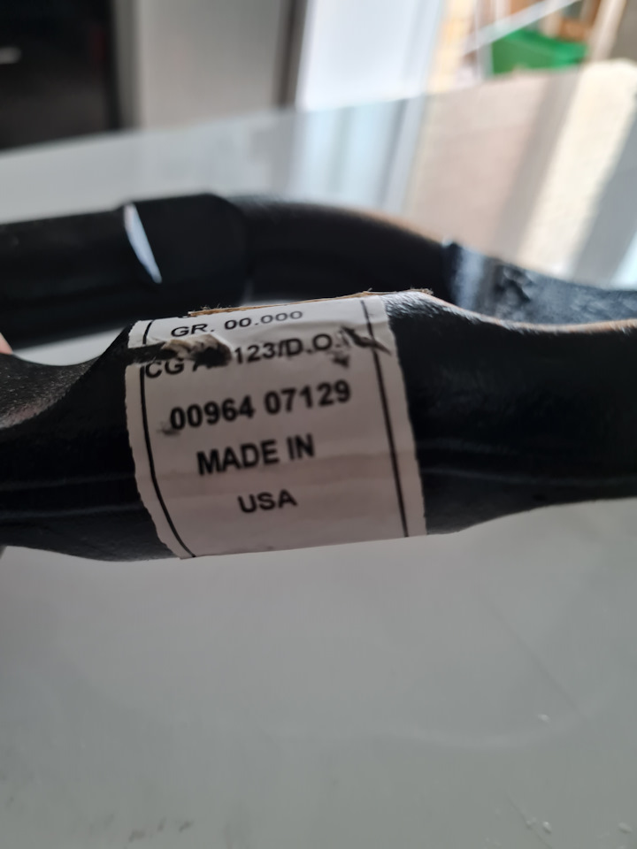 23484168 Рычаг задней подвески поперечный правый / Cadillac SRX 10~ GM ...