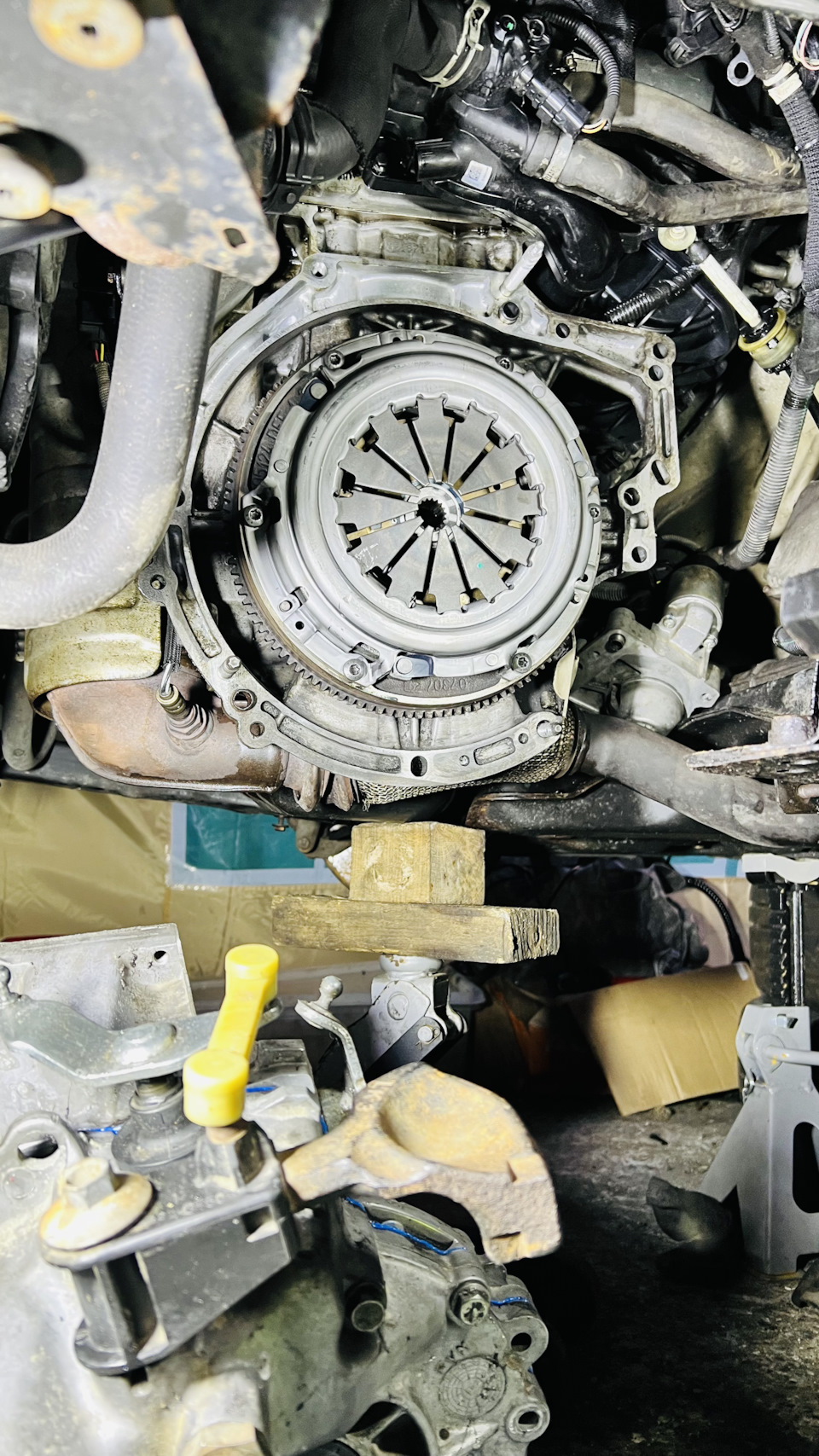 Новое сцепление — Peugeot 207 CC, 1,6 л, 2007 года | своими руками | DRIVE2