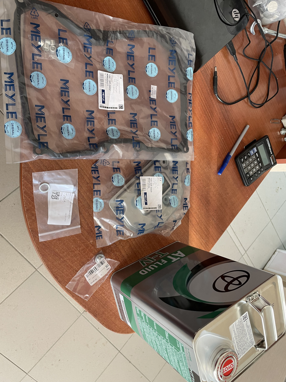 37. Готовимся к замене масла в коробке — Skoda Octavia A5 Mk2, 1,8 л ...