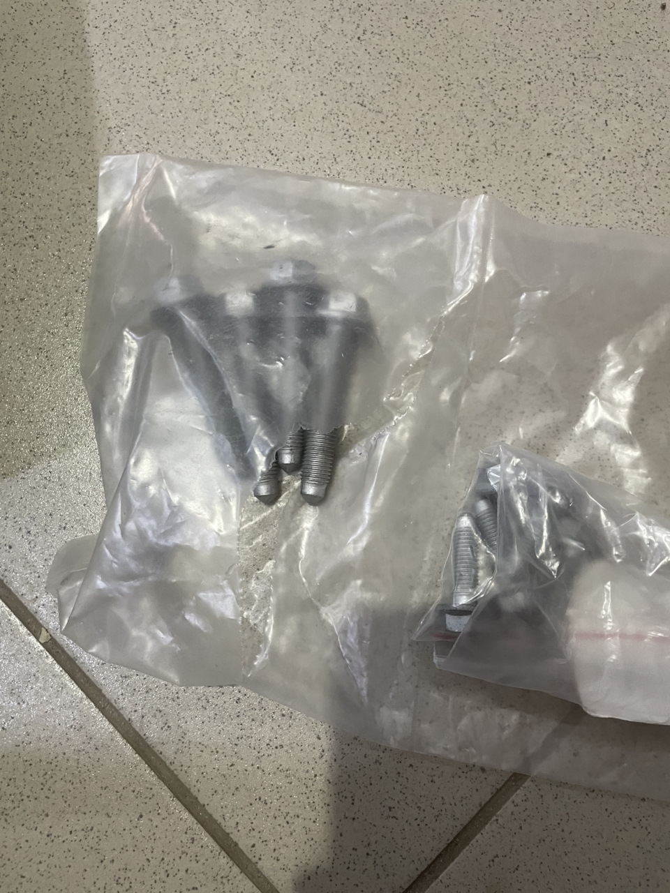 ТО — 4,5 + замена задних сайлентблоков передних рычагов и опоры dsg ...