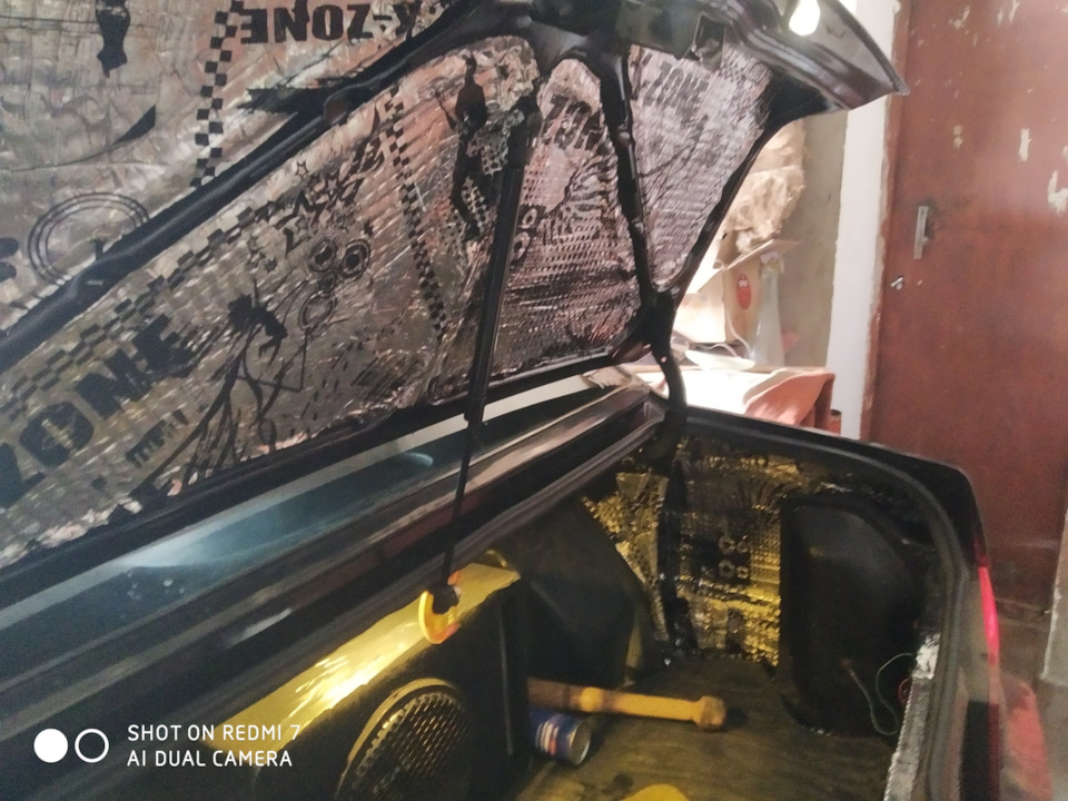 Газовая опора багажника ваз 21099 — Lada 21099, 1,5 л, 1996 года ...