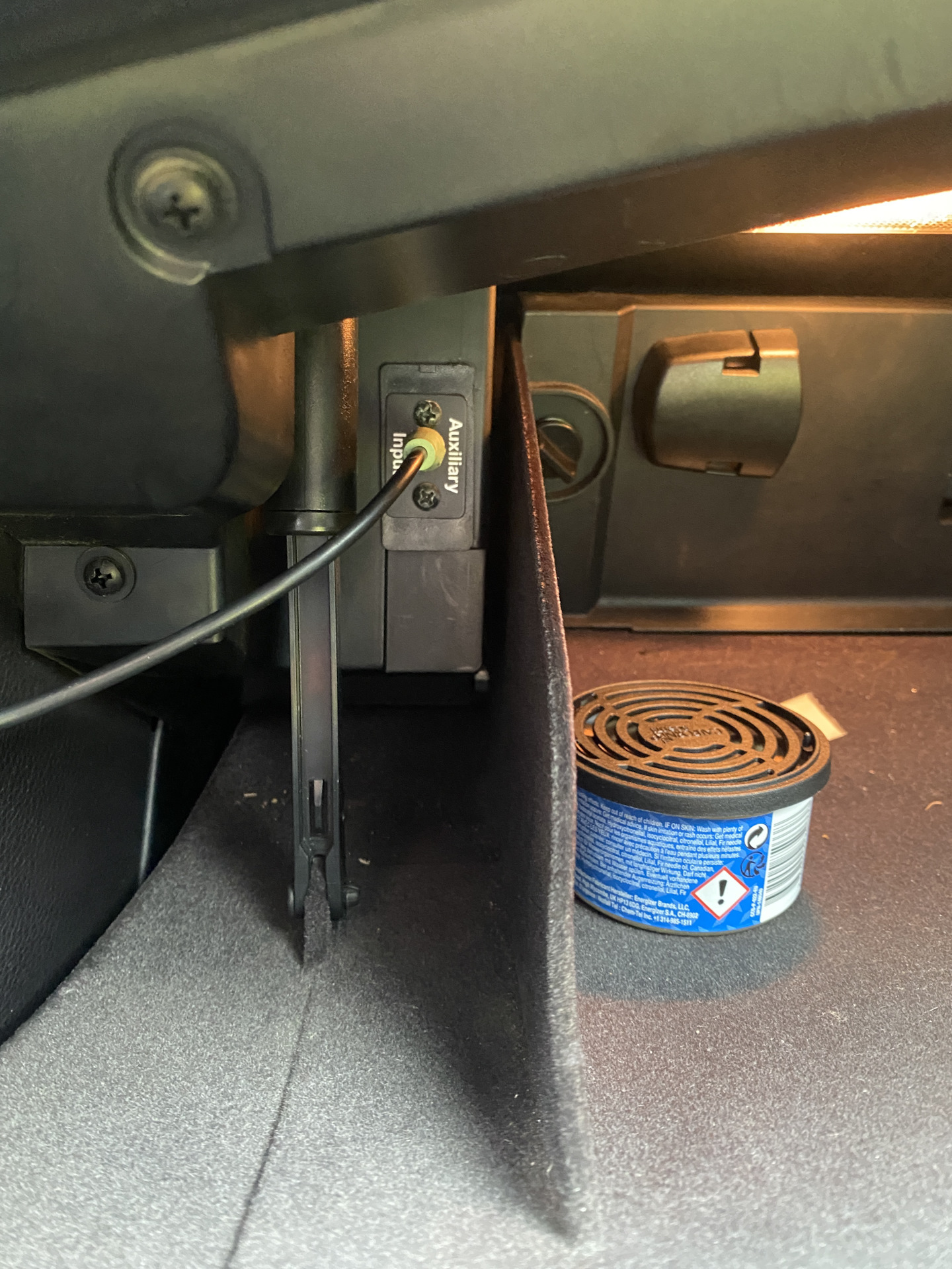 Aux ? — BMW 5 series (E60), 3 л, 2005 года | автозвук | DRIVE2