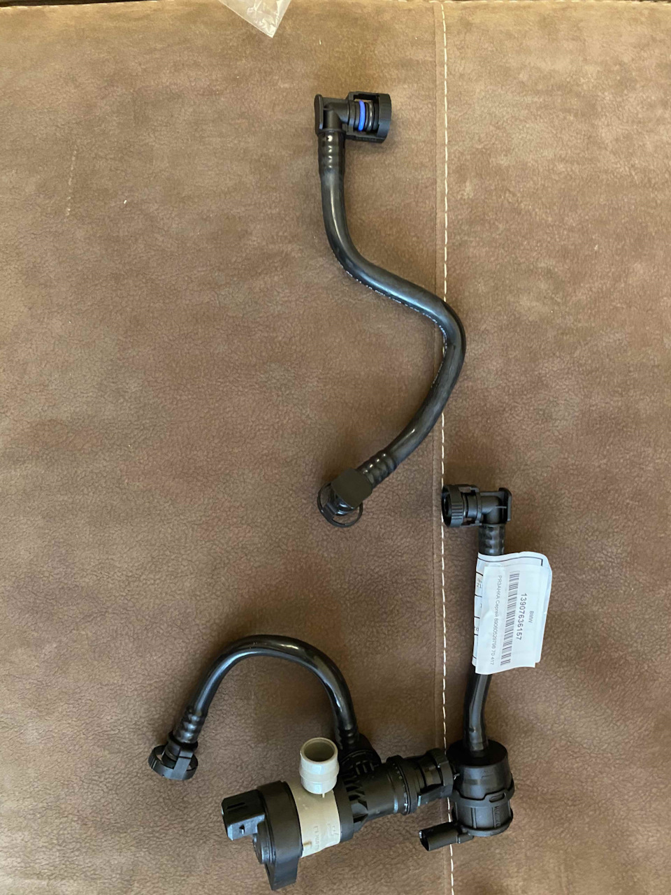 Замена клапана вентиляции топл.бака с трубопр. — BMW X5 (E70), 3 л ...