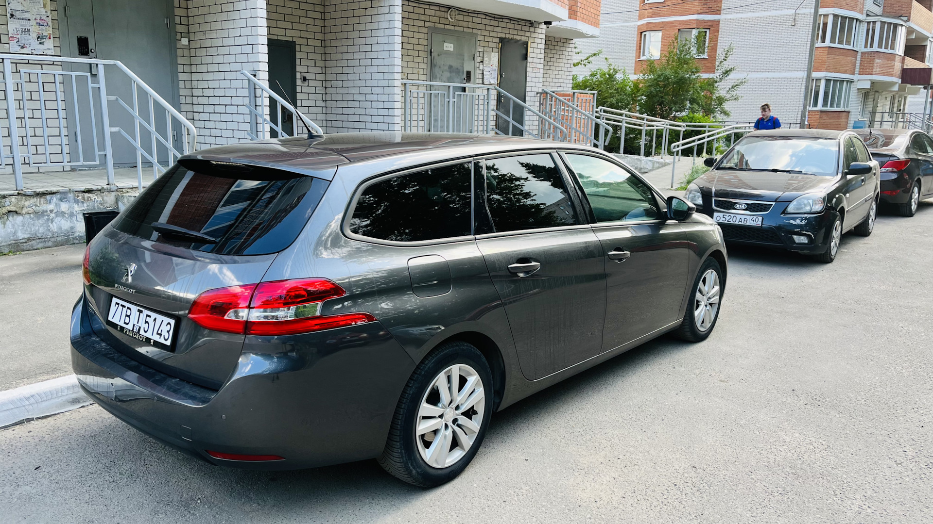 Тонировка и ТО после покупки — Peugeot 308 SW (2G), 1,5 л, 2019 года | визит на сервис | DRIVE2