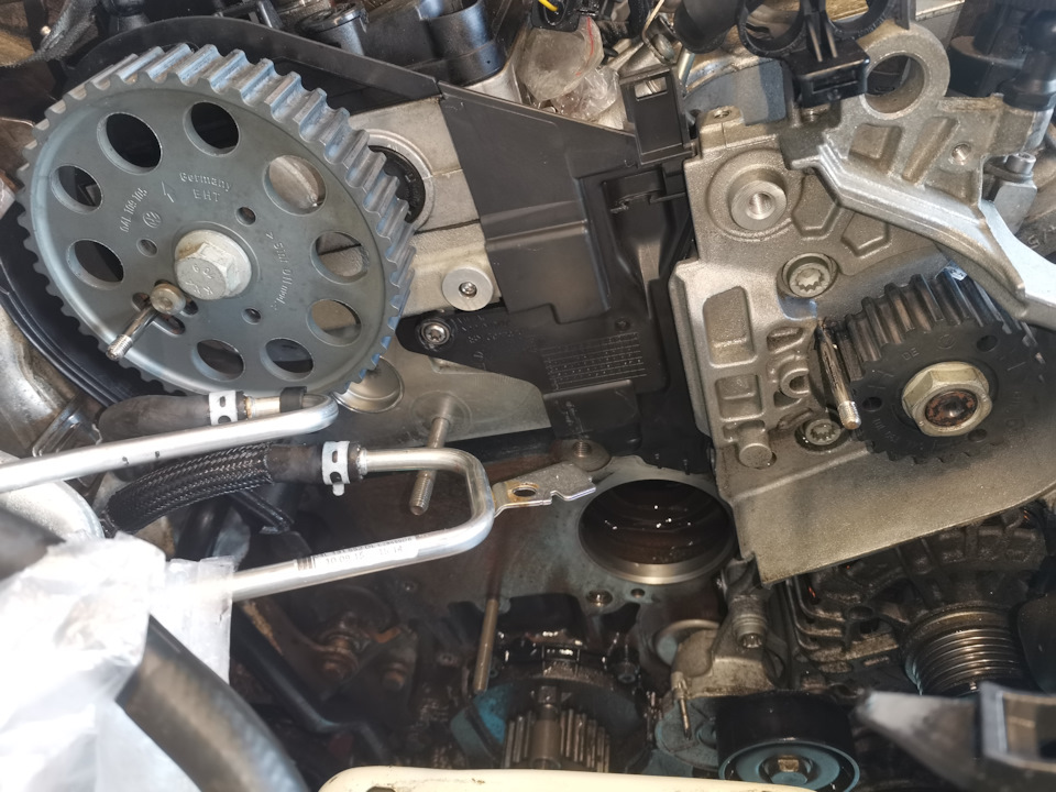 Замена ГРМ на двиг EA288 (DFCA) на пробеге 189 000 км. — Volkswagen ...