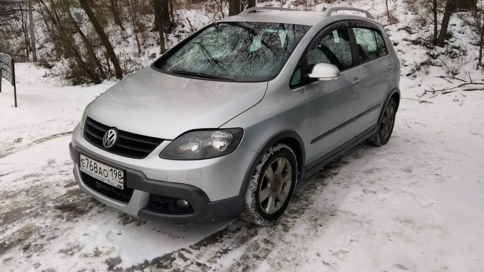 Пылесос под капотом — Volkswagen Golf Plus, 1,6 л, 2008 года | другое ...