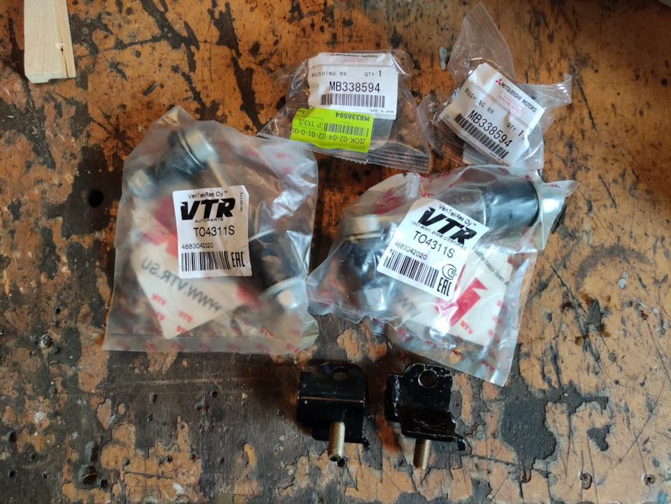 4883042020 Стойка стабилизатора TOYOTA LEXUS | Запчасти на DRIVE2