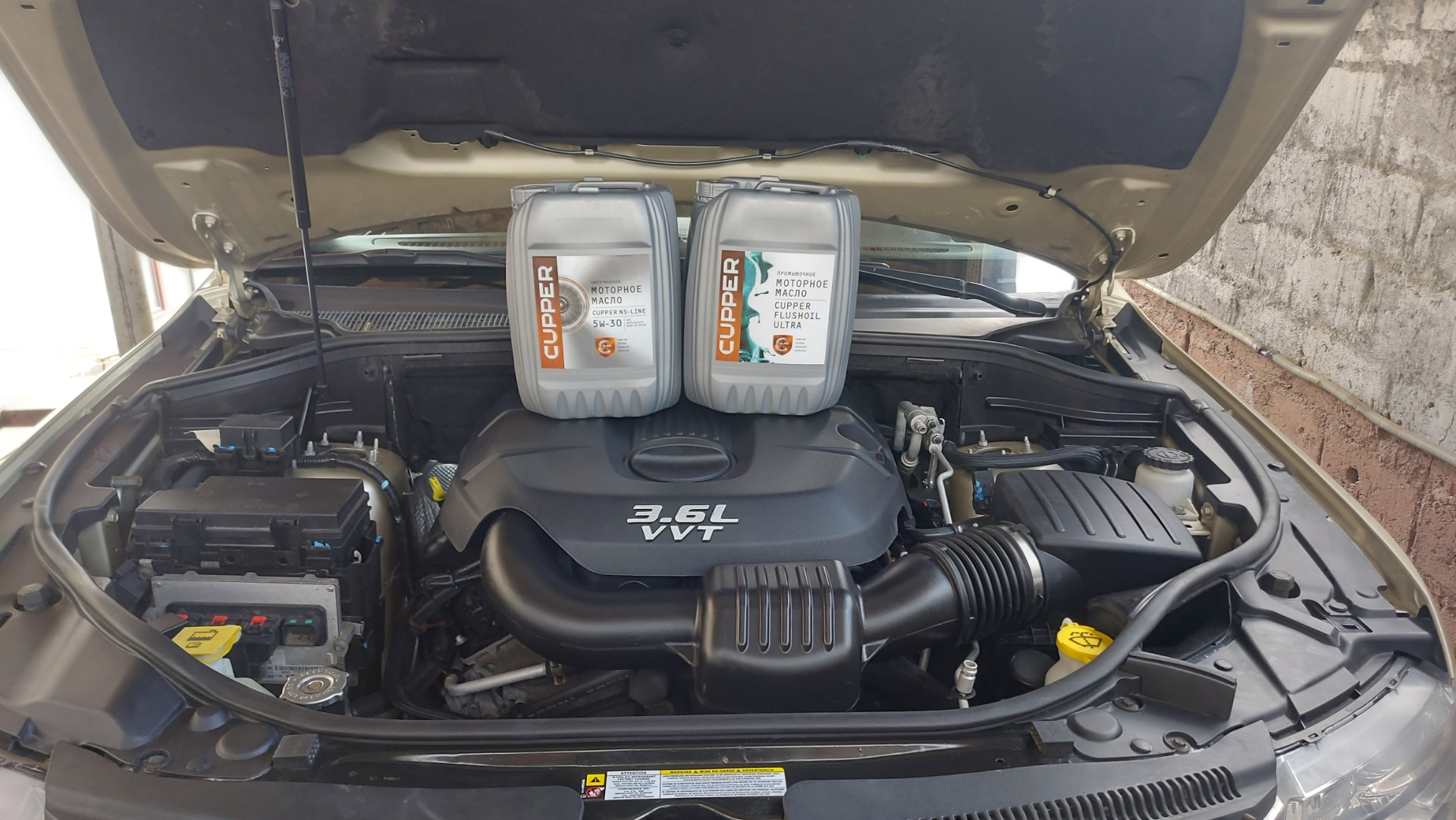 2. Замена масла в ДВС, обслуживание тормозной системы — Jeep Grand Cherokee (WK2), 3,6 л, 2011 ...