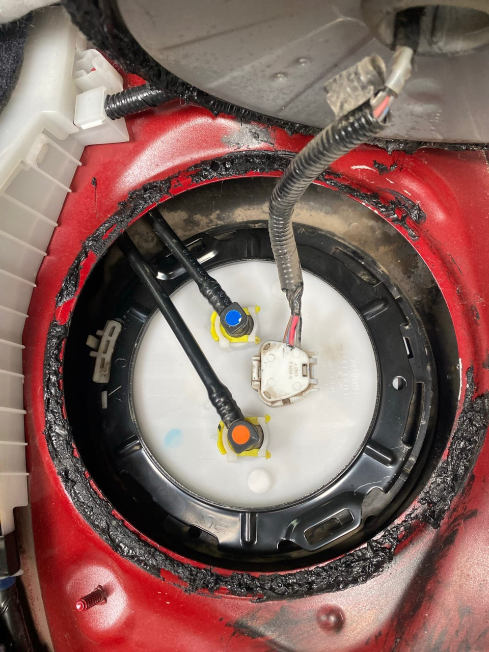 Топливный фильтр — Lexus GS (L10), 2,5 л, 2012 года | расходники | DRIVE2