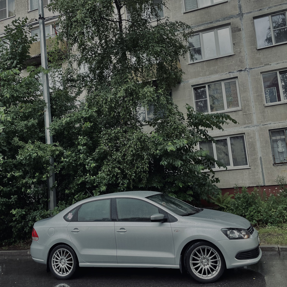 Обновочки — Volkswagen Polo Sedan, 1,6 л, 2014 года | тюнинг | DRIVE2