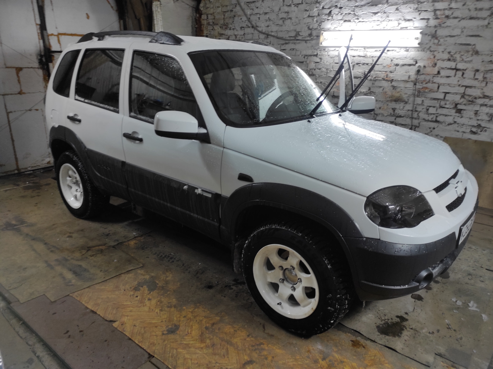 Диски MEGALUM Джин-УАЗ, R16, 8J, 5х139.7, ET 20, DIA 108.5. — Chevrolet ...