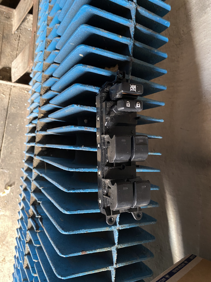 8481033120 TOYOTA LEXUS | Запчасти на DRIVE2