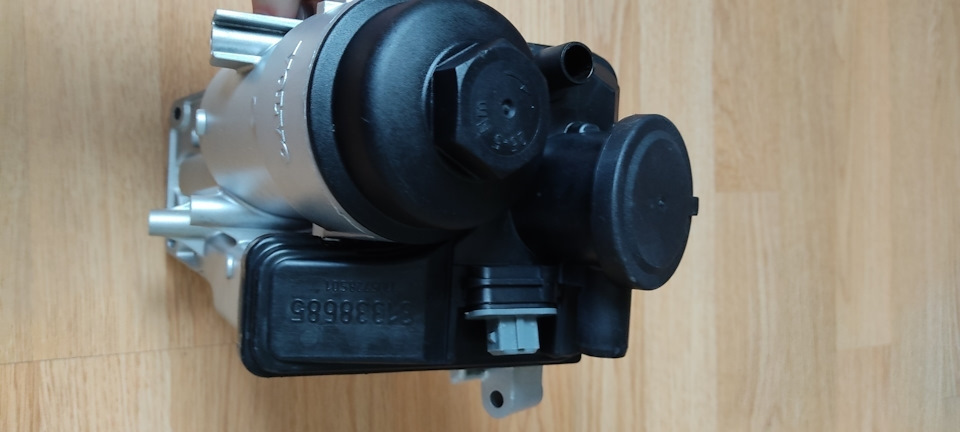 Маслоотделитель корпус масляного фильтра 1781598 на Ford Focus ST II ...