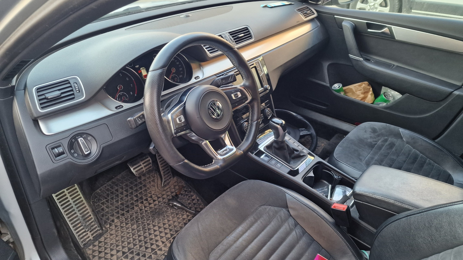 [Retrofit] MK7 steering wheel — Volkswagen Passat Variant (B7), 2 л ...