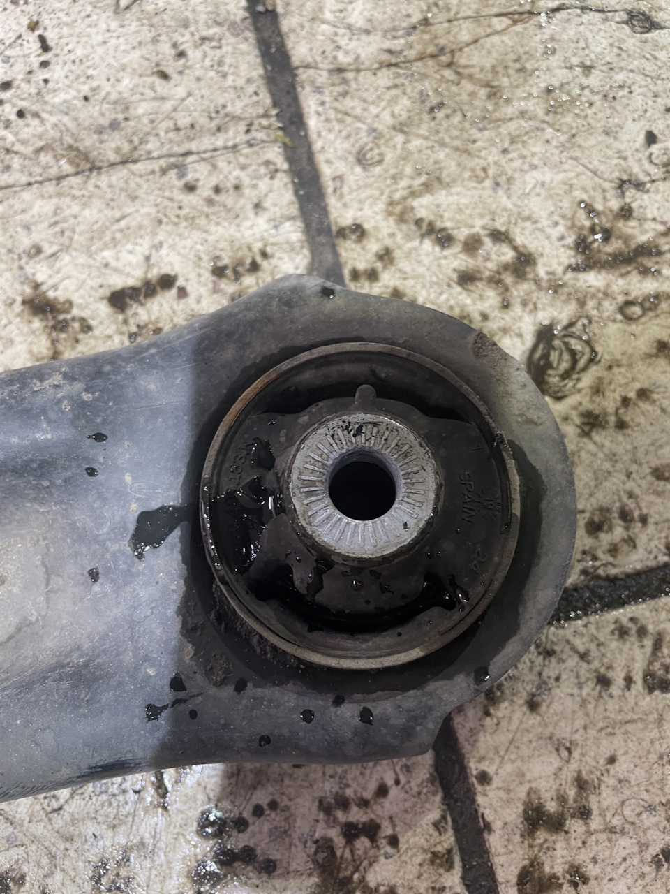 Задний сайлентблок переднего рычага от TTS — Skoda Kodiaq (1G), 2 л ...