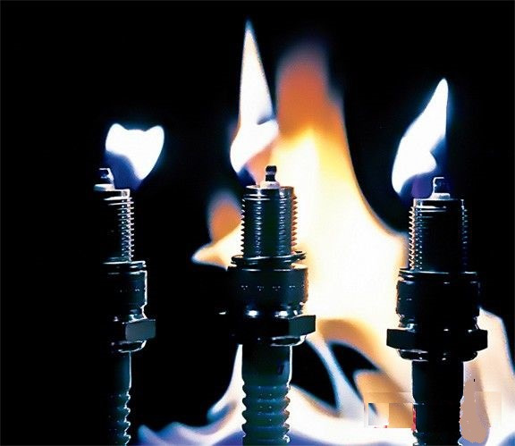 …candles are crying — Volvo S40 (2G), 2 л, 2010 года | расходники | DRIVE2