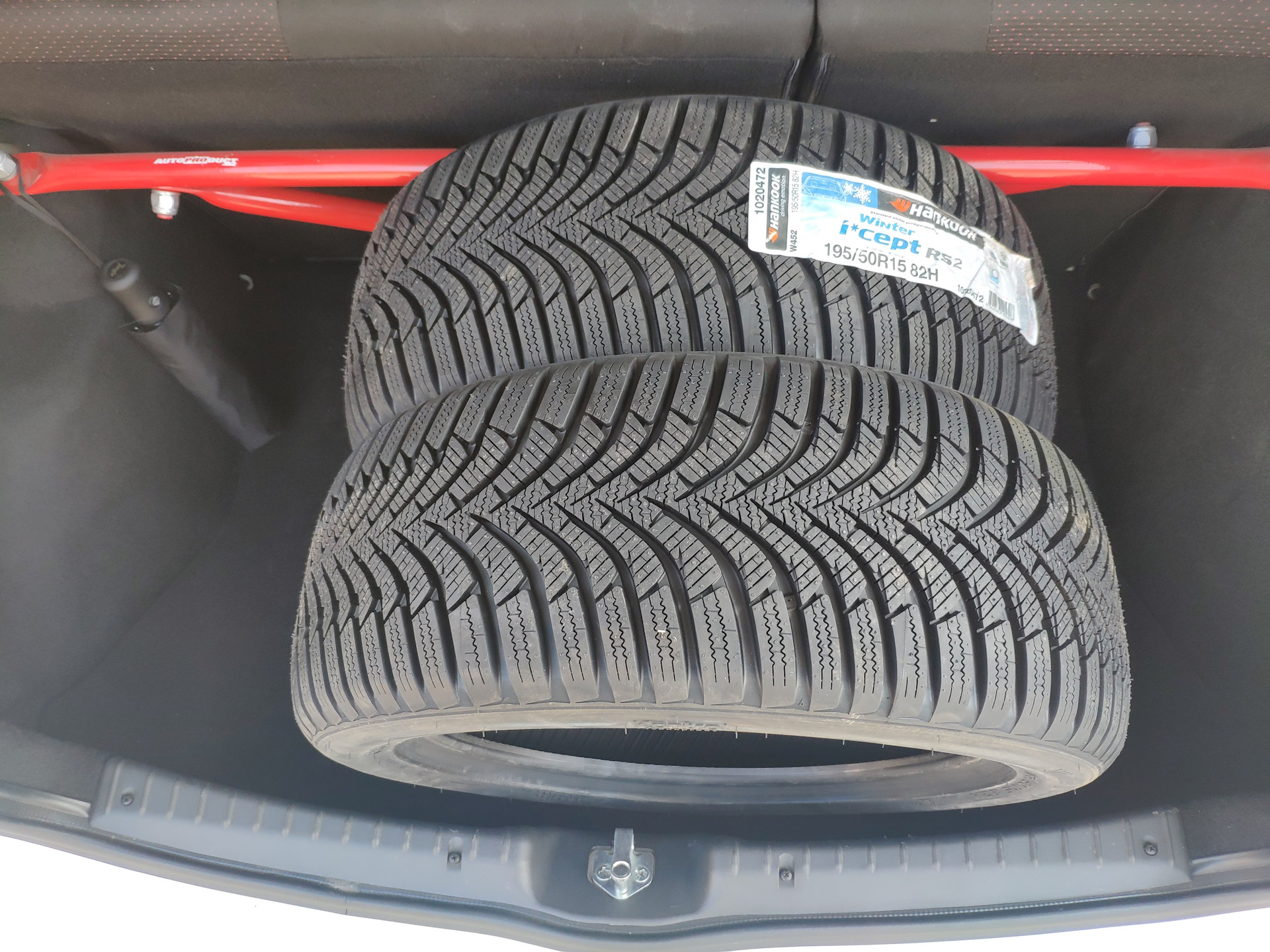 Резина на зиму Hankook Winter i*Cept RS2 W452 195/50/15 — Lada Калина ...