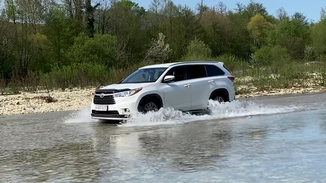Toyota Highlander (XU50) 3.5 бензиновый 2014 | на DRIVE2