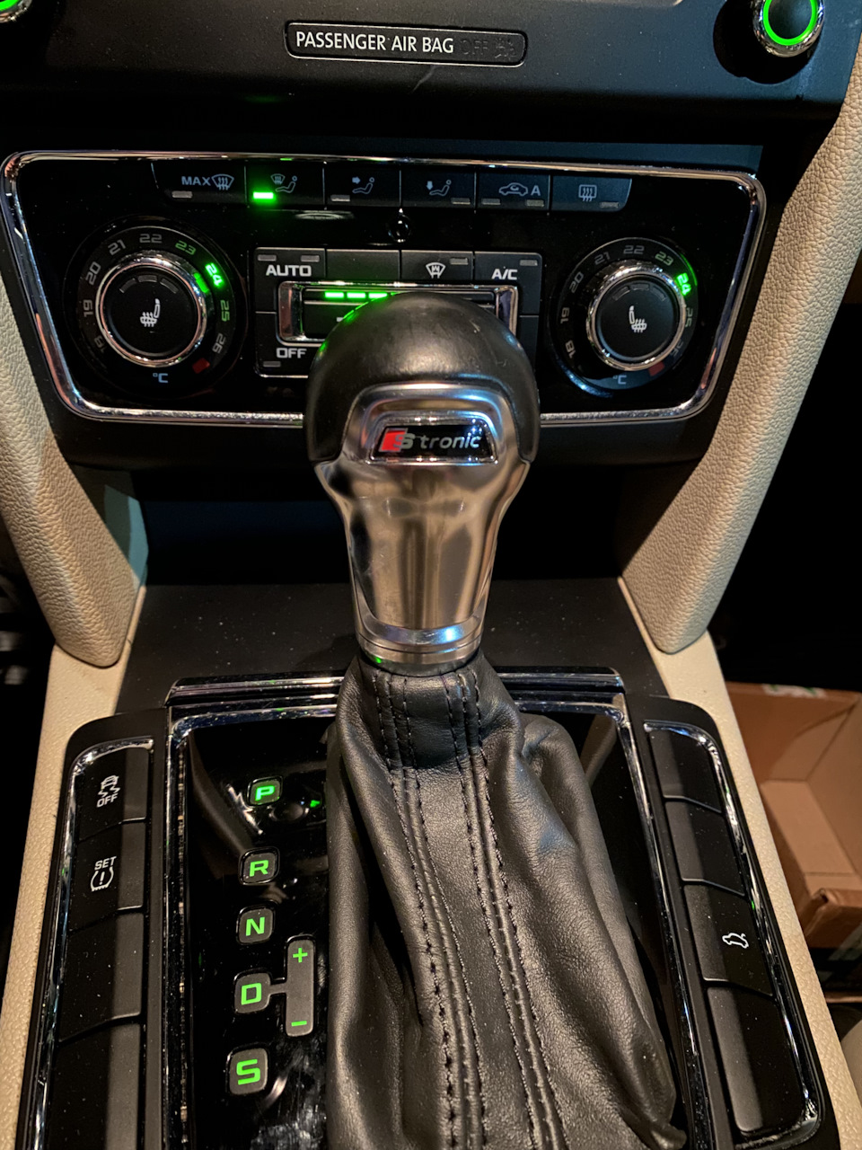 ручка кпп ауди а3 — Skoda Superb Combi (Mk2), 2 л, 2014 года ...