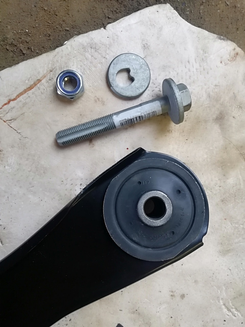 Замена нижних перед. рычагов — Jeep Grand Cherokee (ZJ), 5,2 л, 1997 ...