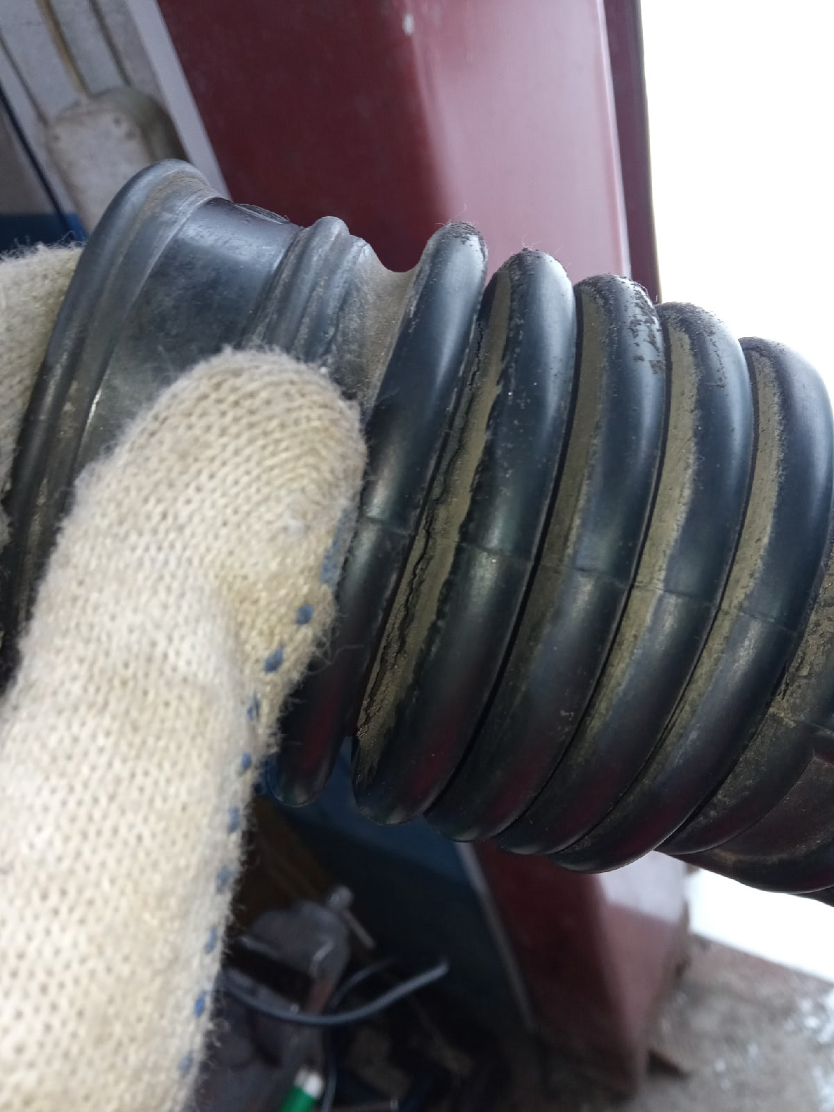 Топливная система. Тормоза. Впуск. №5 — Nissan Serena Mk II (C24), 2 л, 2002 года | плановое ТО ...