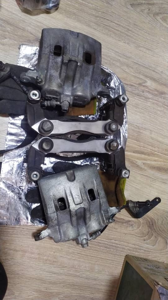 Поиск колодок на 2х поршневые суппорта — Honda Accord (7G), 2,4 л, 2007 ...