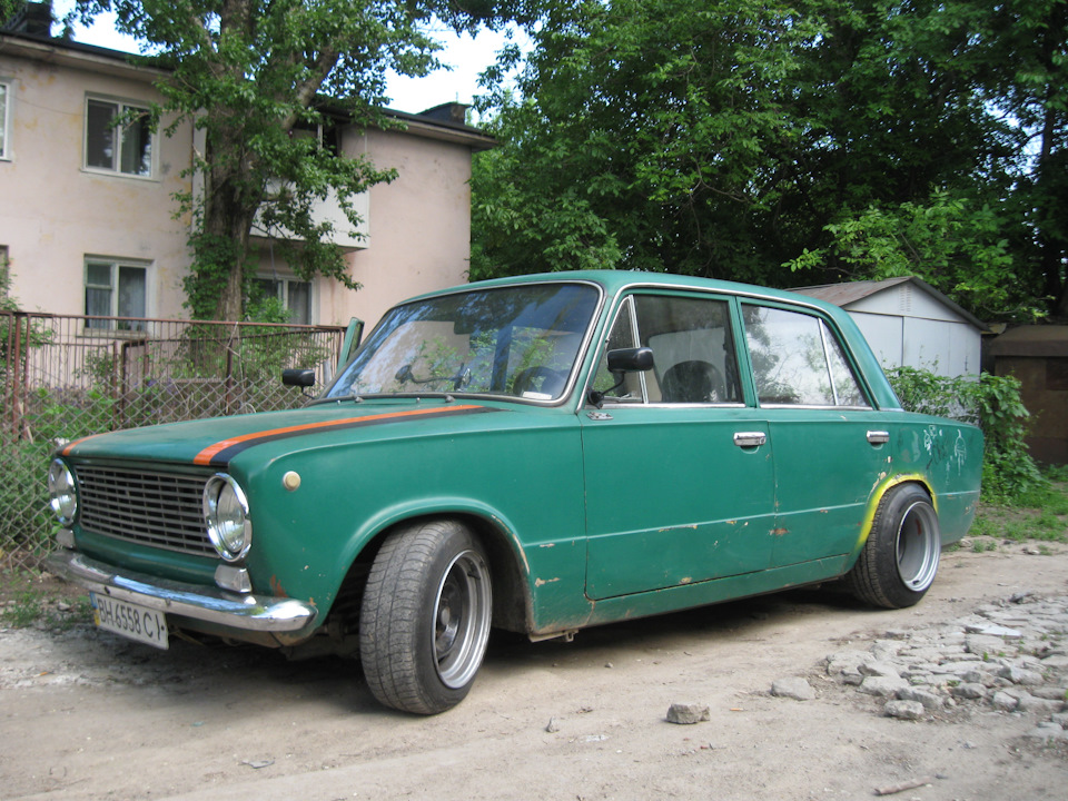 J10 R13 195/60 — Lada 2104, 1,3 л, 1985 года | фотография | DRIVE2