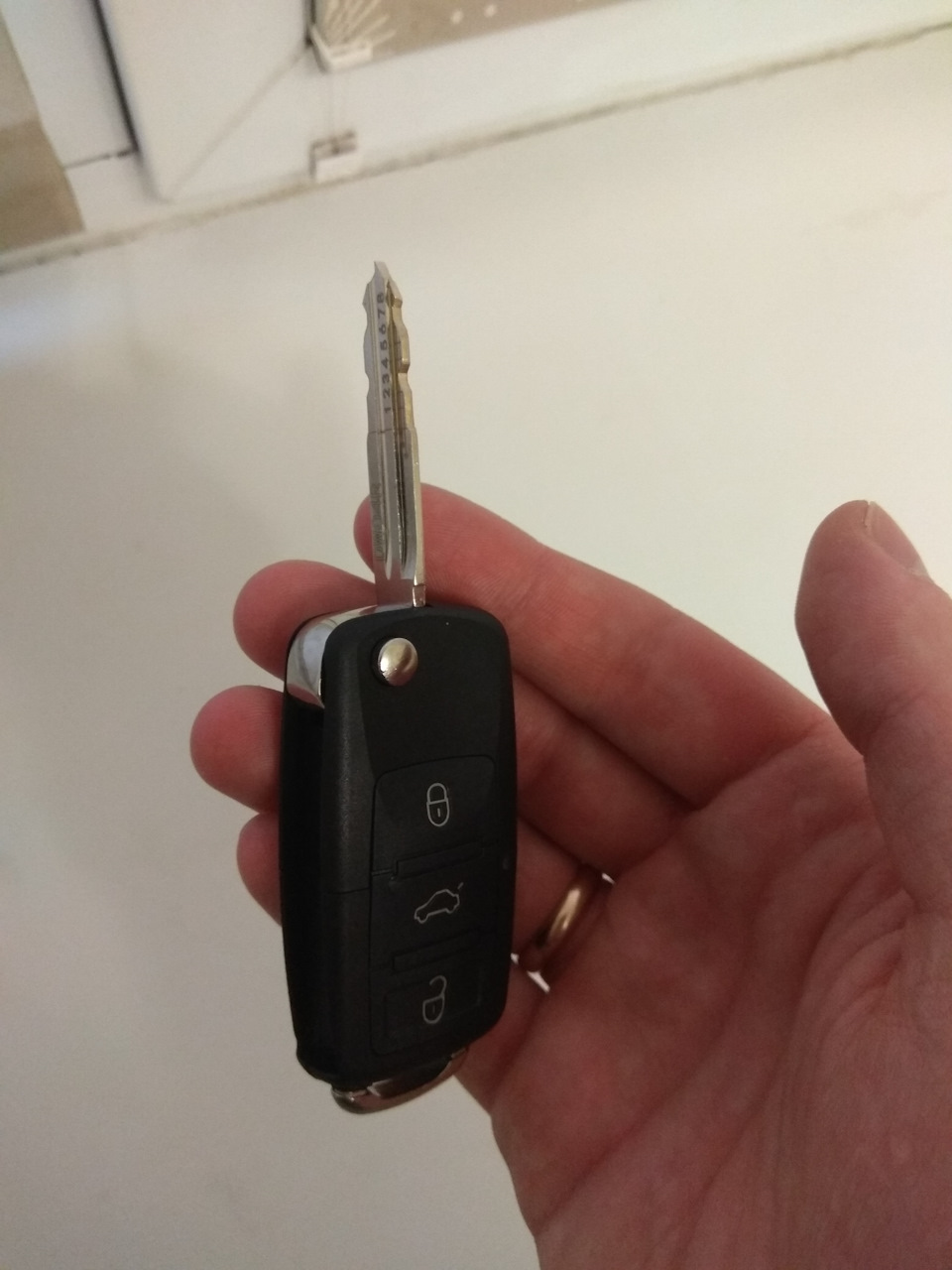 Выкидной ключ ланос — Daewoo Lanos, 1,5 л, 2007 года | аксессуары | DRIVE2