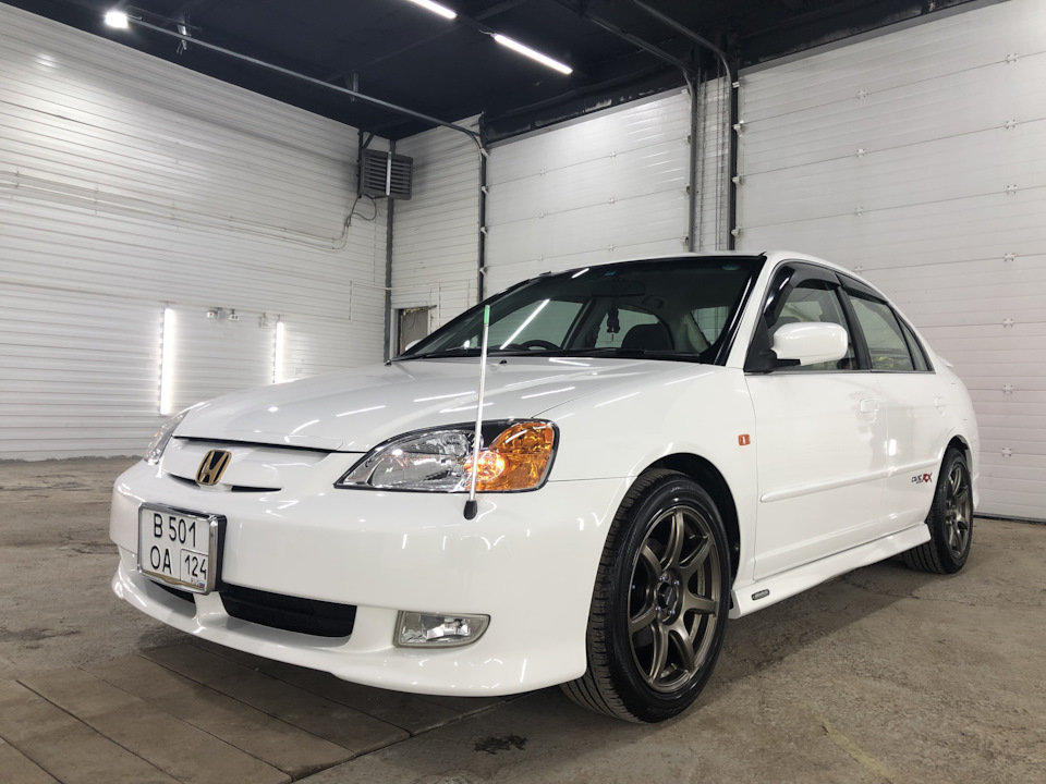 Габаритная антенна в передний бампер — Honda Civic Ferio (7G), 1,5 л ...