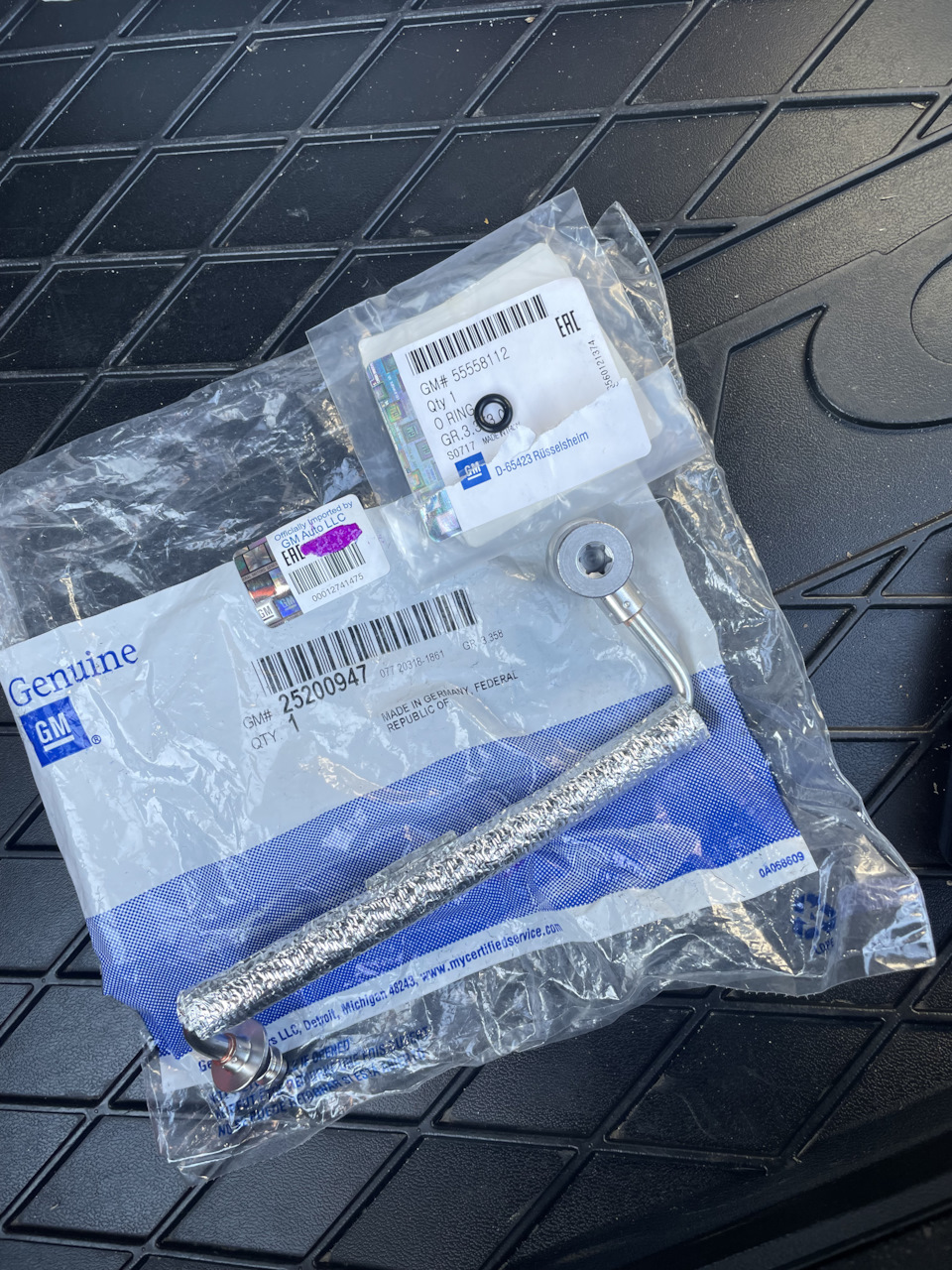 25200947 Трубка подачи масла для турбины General Motors GM | Запчасти ...