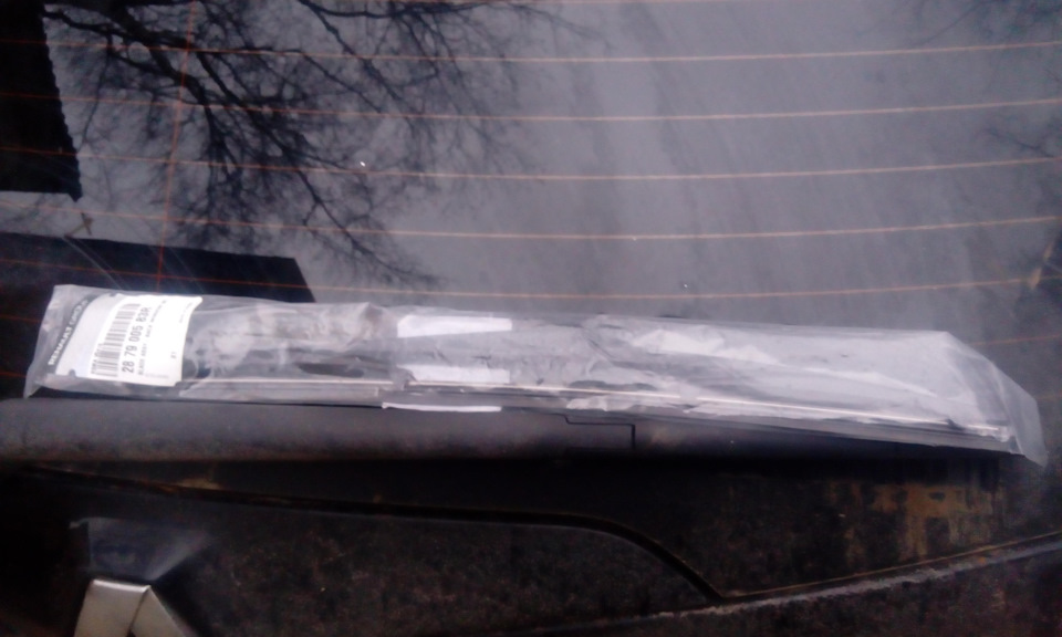 Щетка стеклоочистителя задняя — Renault Koleos (1G), 2,5 л, 2008 года ...