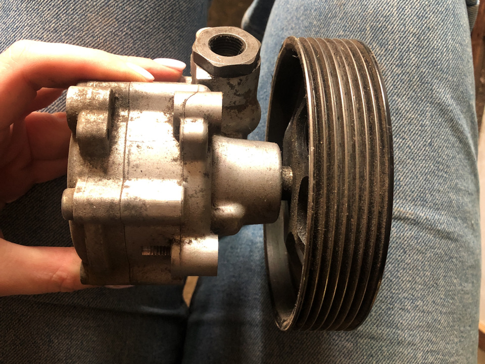 491105510R Насос гур (вал 15мм) RENAULT | Запчасти на DRIVE2