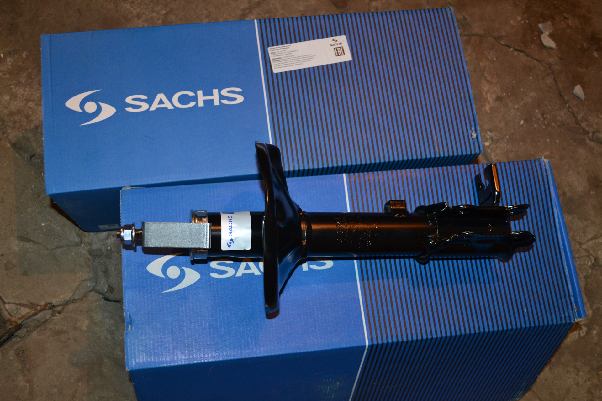 Задние амарики — Hyundai Accent (2G), 1,5 л, 2007 года | запчасти | DRIVE2