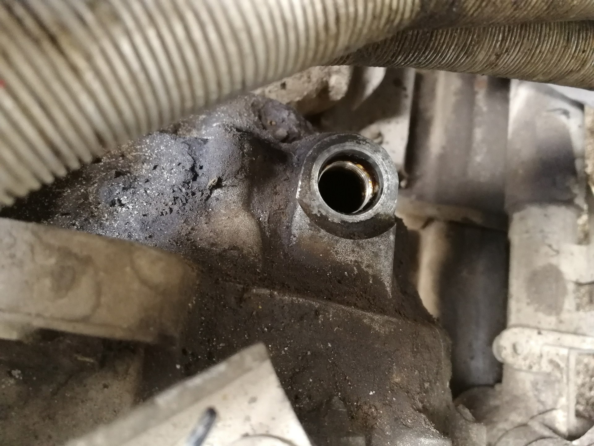 Замена тросика спидометра+ — Volkswagen Passat Variant (B3), 2 л, 1991 ...