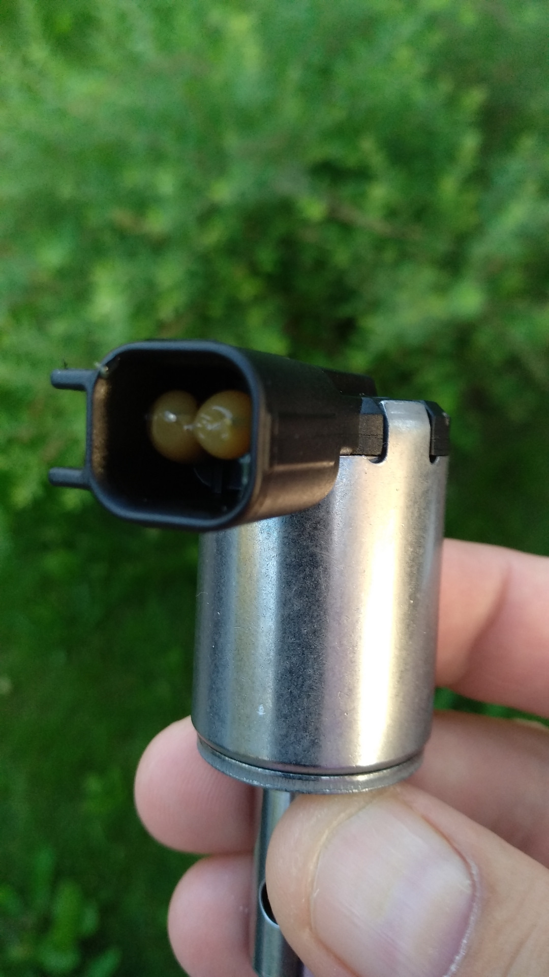 Вопрос к знатокам: сопливое дерьмишко перед установкой надо удалять ...