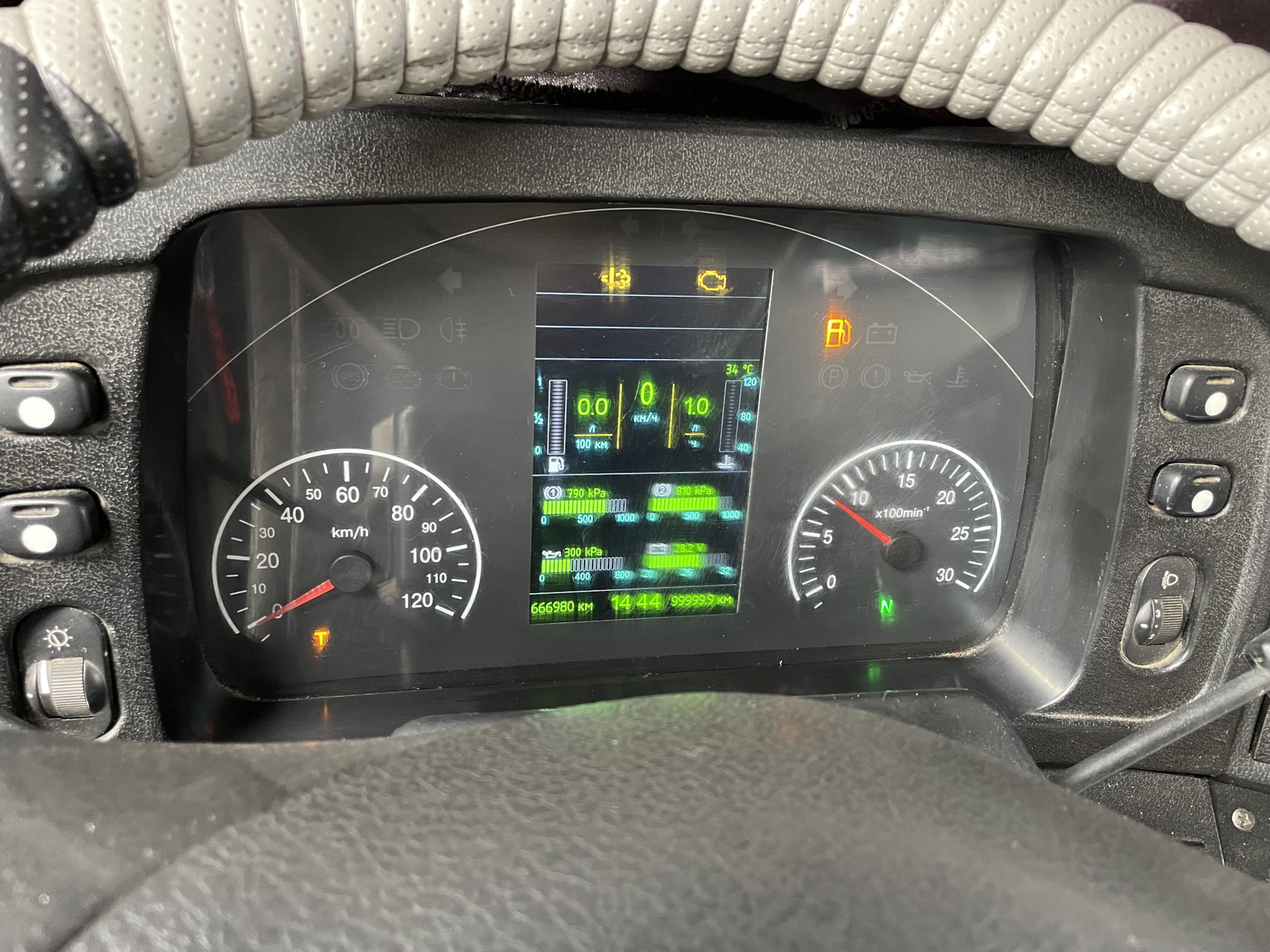 Замена осушителя — Маз 4371 Корнет, 3,8 л, 2013 года | плановое ТО | DRIVE2