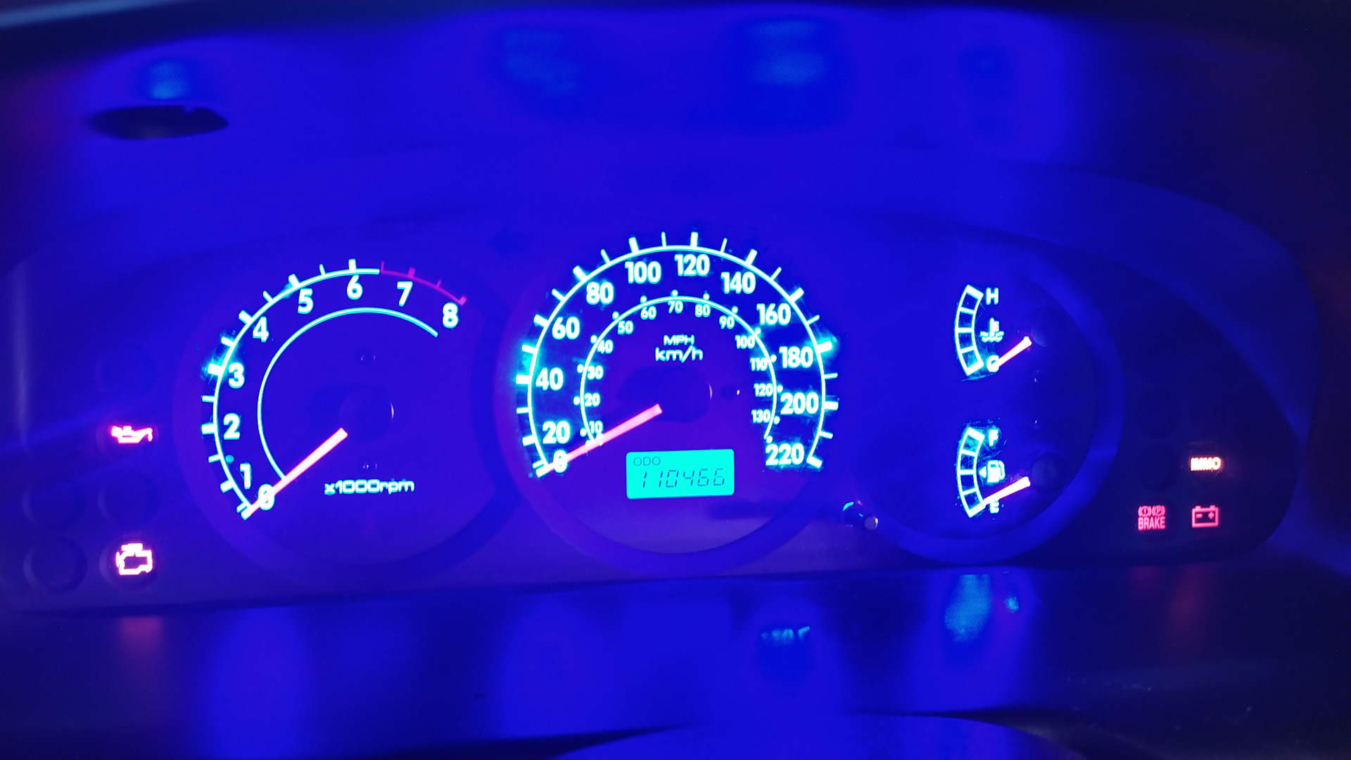 Синяя подсветка приборной панели. — KIA Spectra, 1,6 л, 2007 года ...