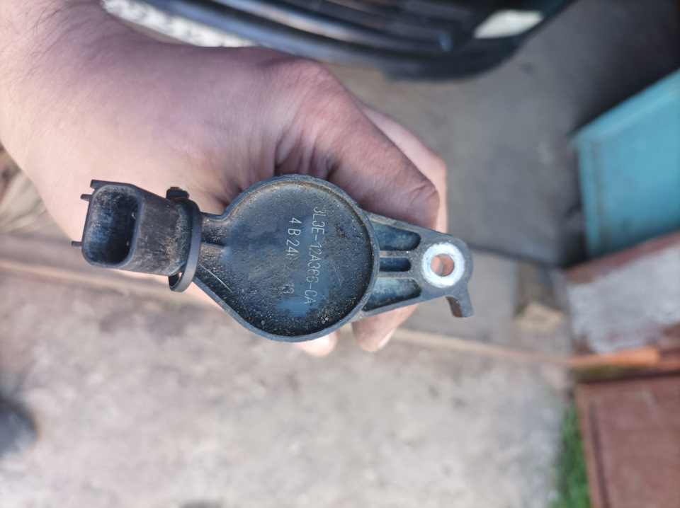 Победил ABS и прочее(upd: не победил) — Lincoln Navigator (2G), 5,4 л ...